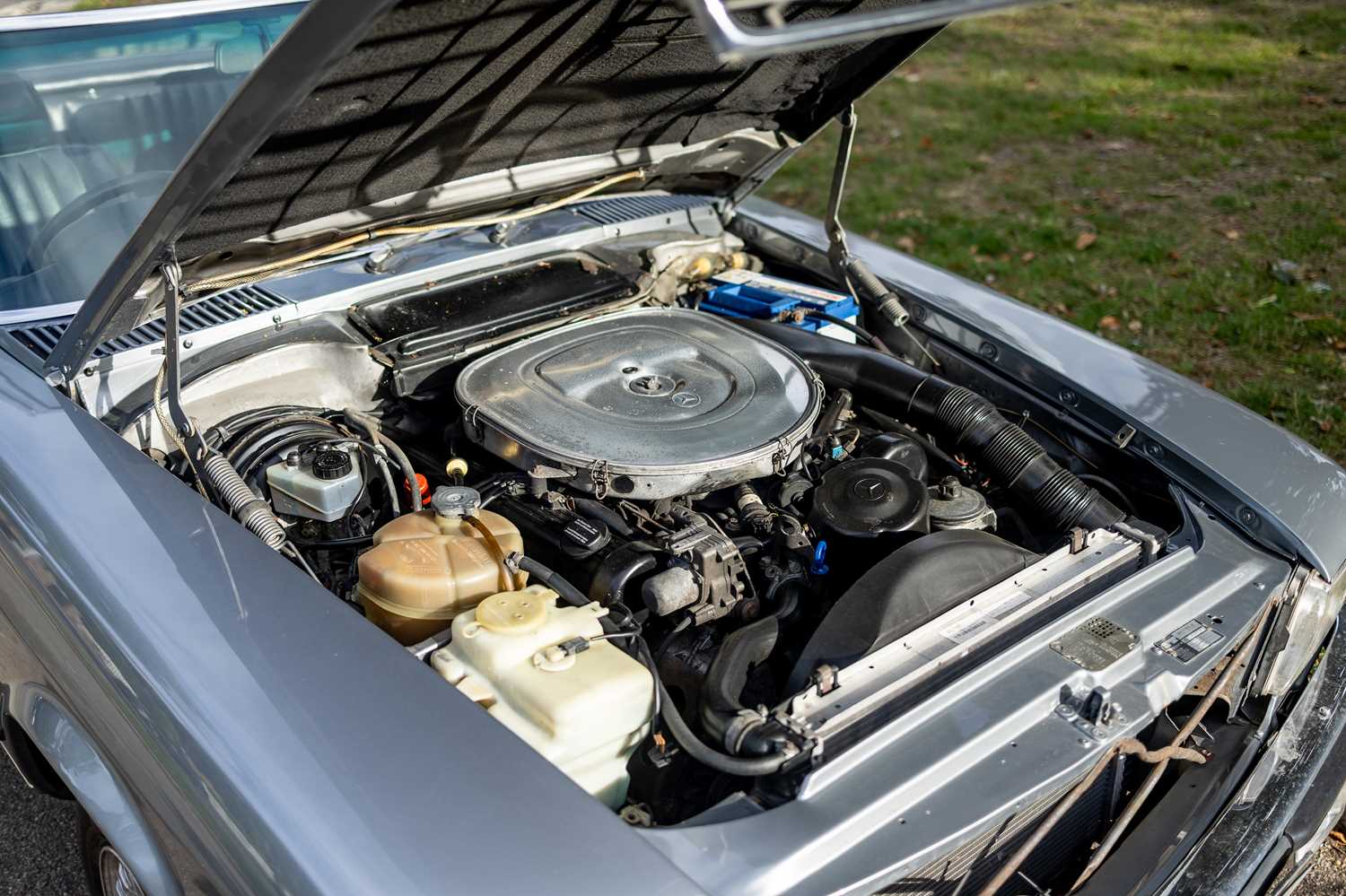 Lot 135 - 1987 Mercedes-Benz 420 SL