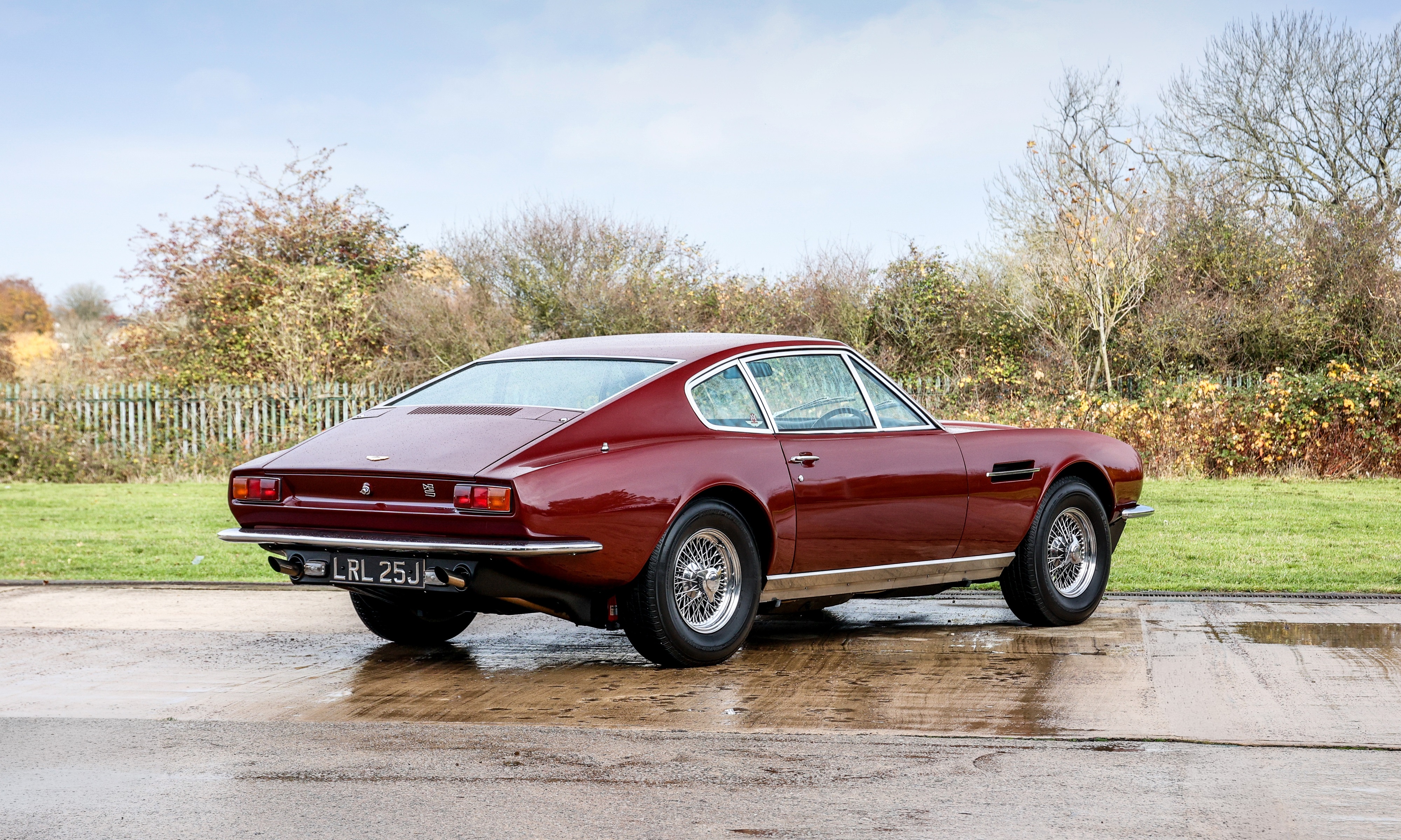 Lot 236 - 1970 Aston Martin DBS Coupé